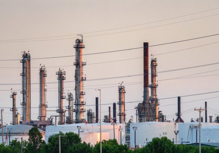 Koch-owned refinery joins Minnesota SEIA, plans to build a solar plant ...