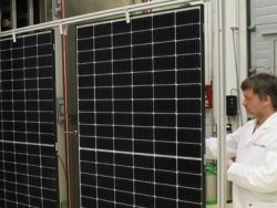 Fraunhofer Center confirms IBC SOLAR panels' performance in LeTID tests ...