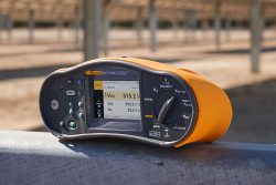 Fluke debuts Solar Multifunction Tester 1000 | Solar Builder