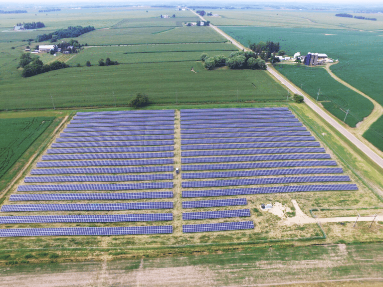 Summit Ridge taps Castillo Engineering for 82 MW Illinois community ...