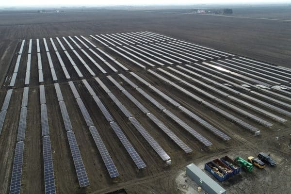 Nexamp, Terrasmart solve windy Illinois solar site with 1P tracker
