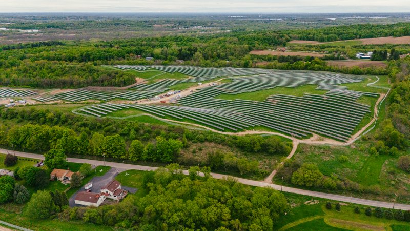 Ground-Mount Solar BOS Buyer's Guide 2025 | Solar Builder