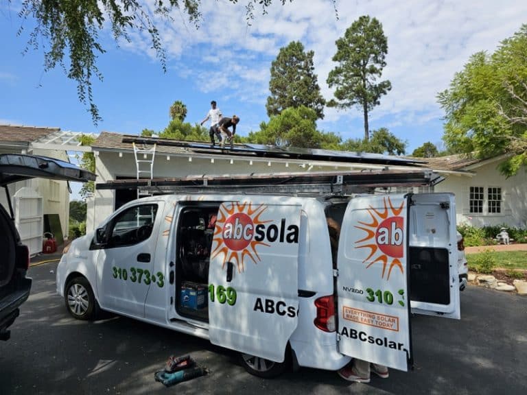 UNIRAC debuts new collection of rooftop solar mounting products to ...