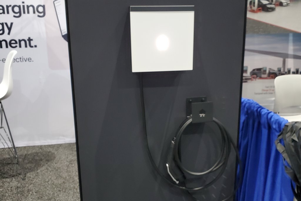 EV charger updates: Smappee, Wallbox, Sinexcel showcase smarts, solar ...