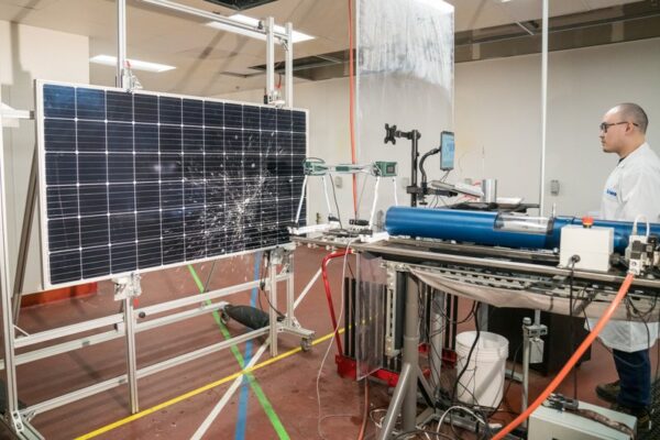 Reliability gaps emerge in latest PV solar module testing